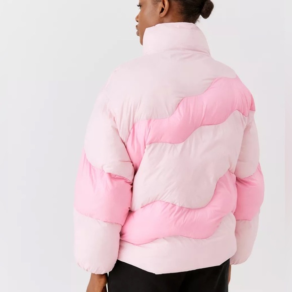 Urban Outfitters | Jackets & Coats | Nwt Uo Wavy Pastel Pink Puffer ...